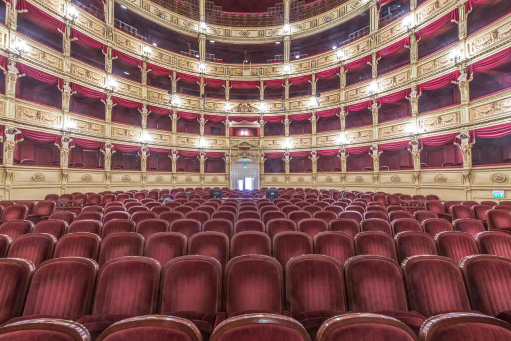 Kina 3D i IMAX w Polsce - gdzie są najlepsze? - Opera w kinie